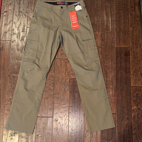 Wrangler | Pants | Wrangler Atg All Terrain Gear Range Cargo Pants ...